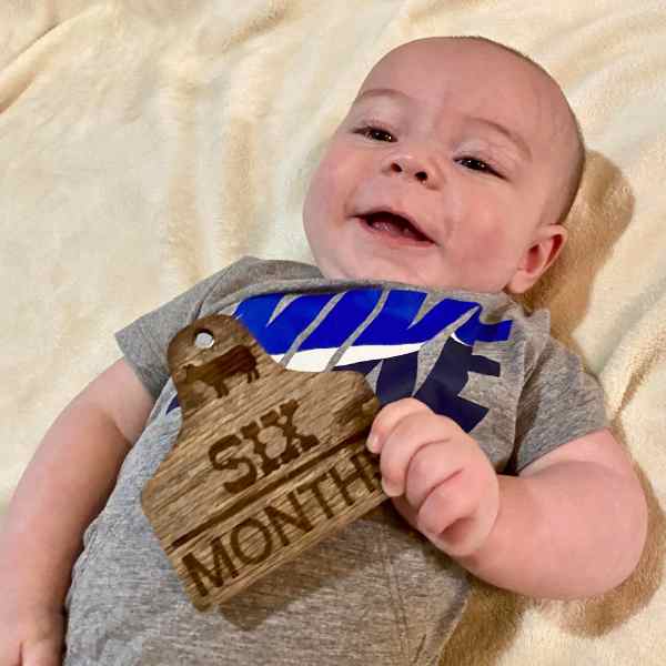 Baby Month Milestones Cattle Tag Designs (Engraved) - Rockin' Wood