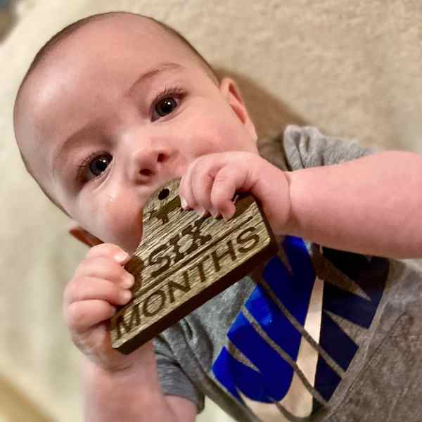 Baby Month Milestones Cattle Tag Designs (Engraved) - Rockin' Wood